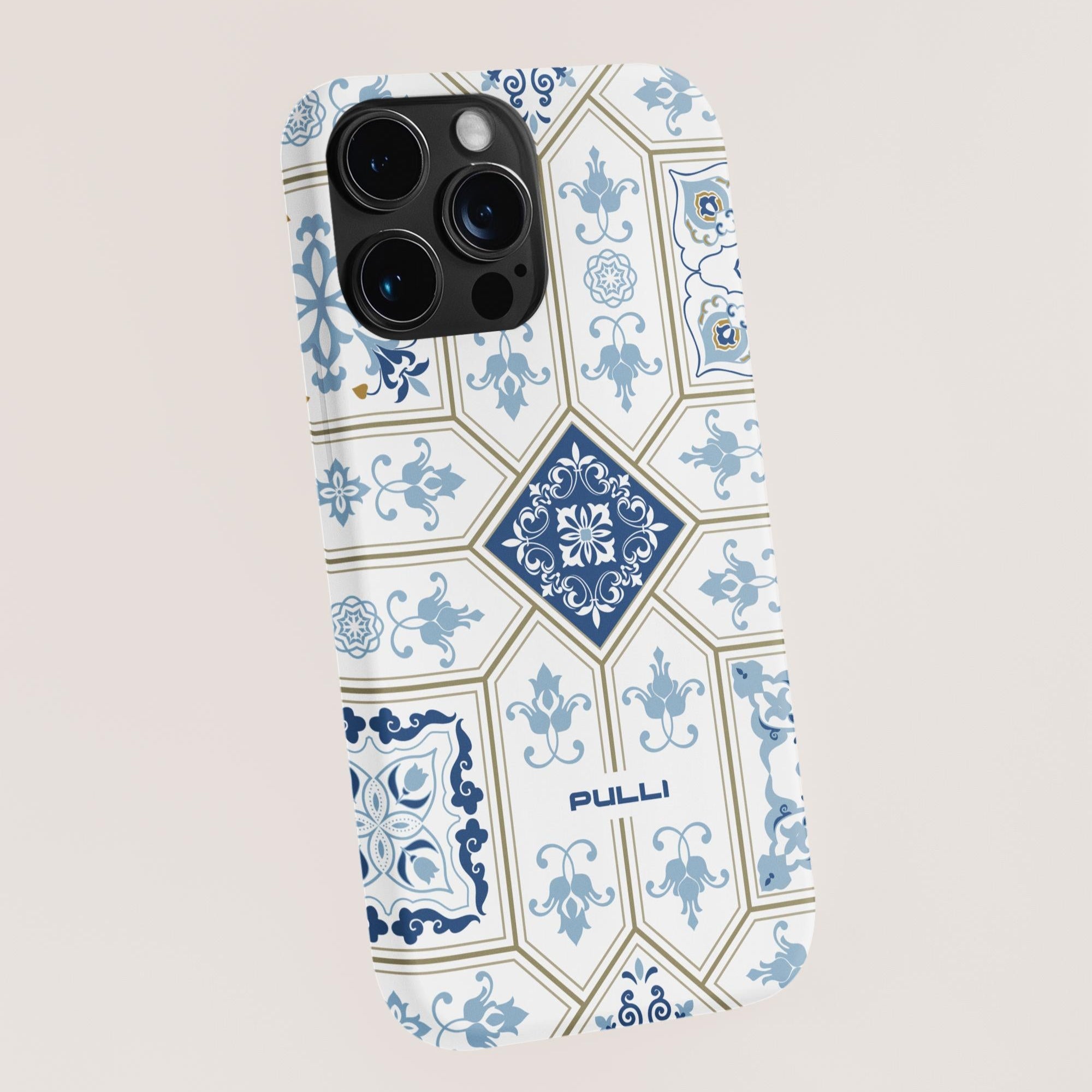 Royal Tiles – Pulli